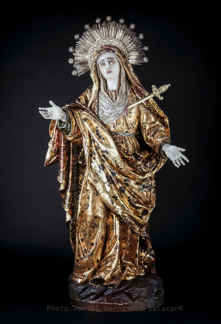 Religious Sculpture / Escultura religiosa. – Daniel Hernández-Salazar